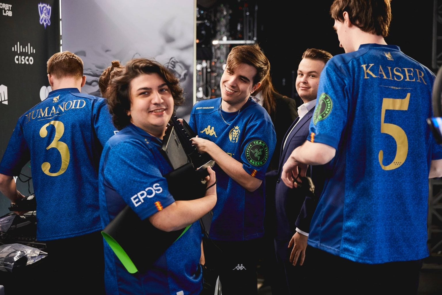 La explosiva apertura de la fase de grupos de Worlds 2022 - LoL